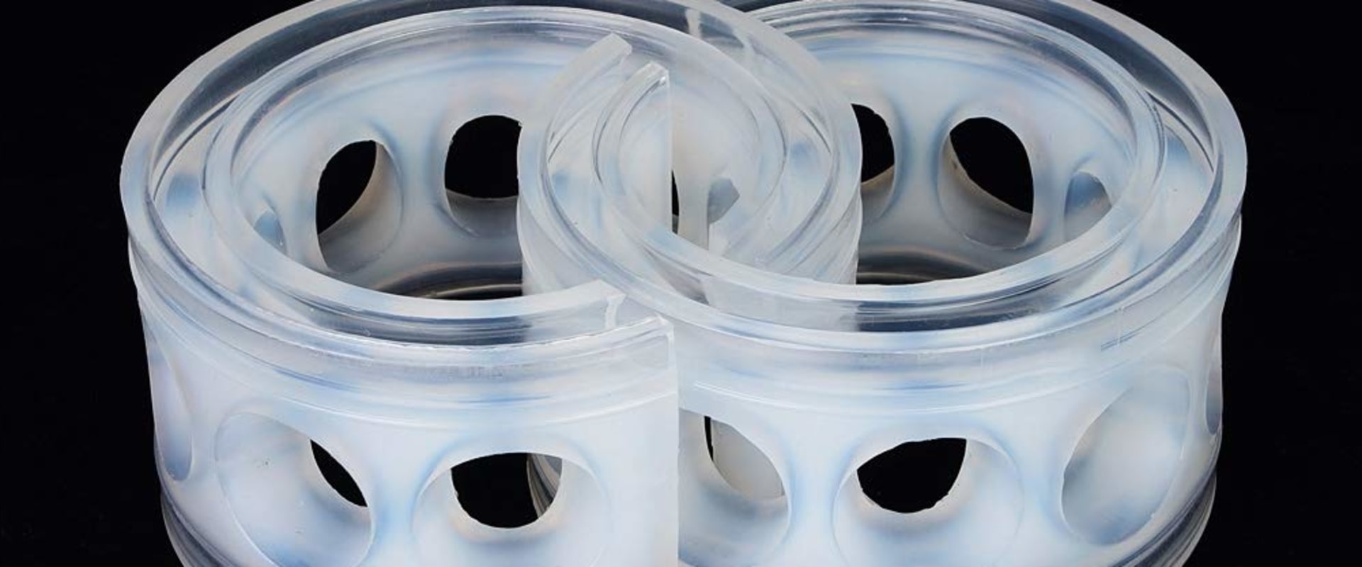 Does plastic absorb shock?